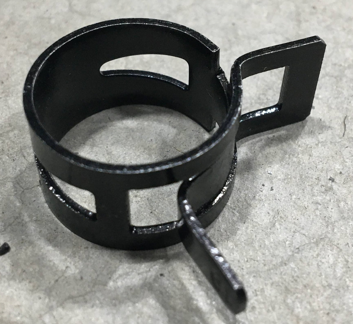 H00115-00 20.5mm Spring Clamp – Blue Alpine