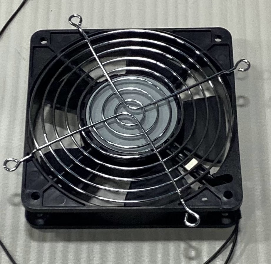 E00119-00 120 x 25mm Cooling Fan + Wire Guard - Medium – Blue Alpine